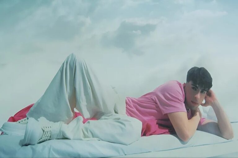 ZAF - «Πες»: Κυκλοφορεί το music video του viral hit «Πες»